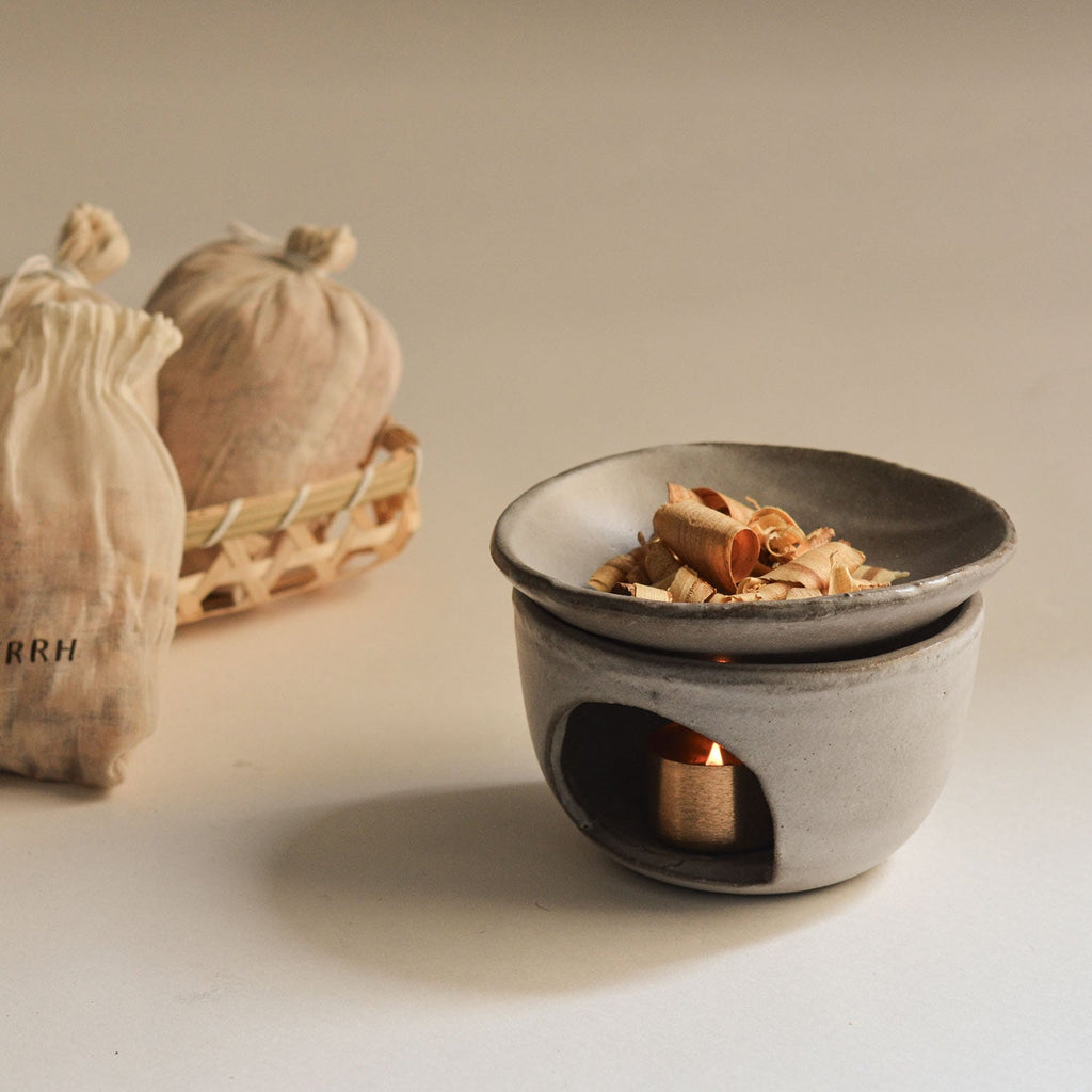 Sand Ceramic Oil Burner Set – Onassis Krown